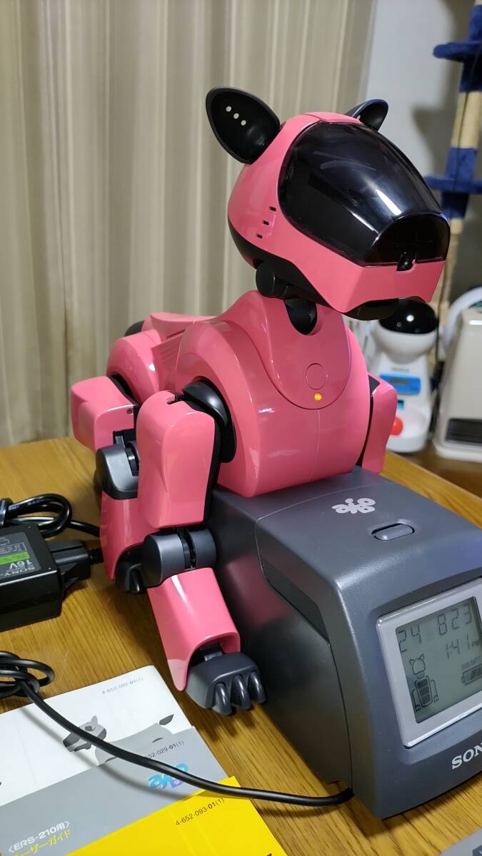 Yahoo!オークション - SONY AIBO アイボ ERS-210 キャンディピンクM（...