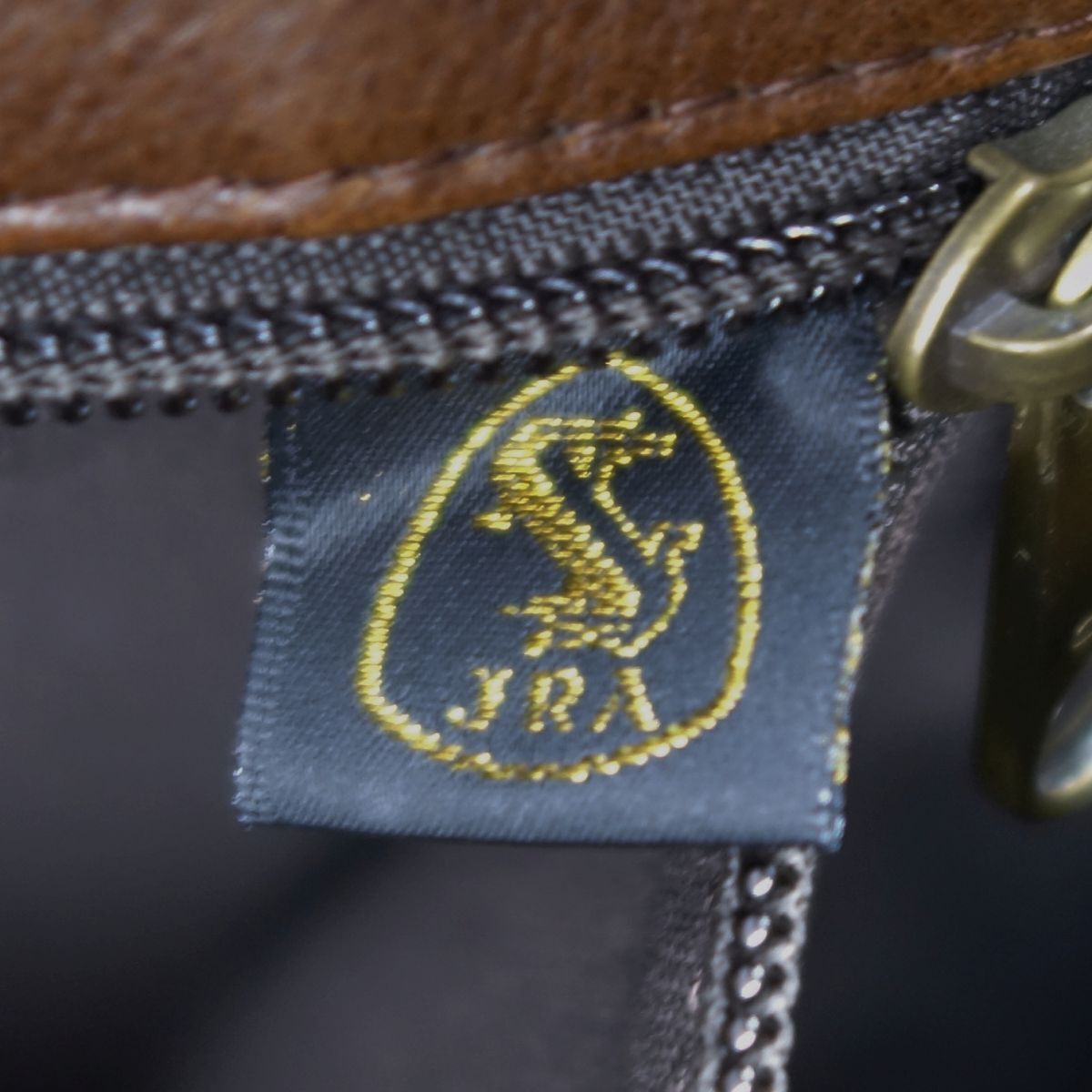 Yahoo!オークション - 美品 コト coto JRA バッグ ショルダーバッグ マ...