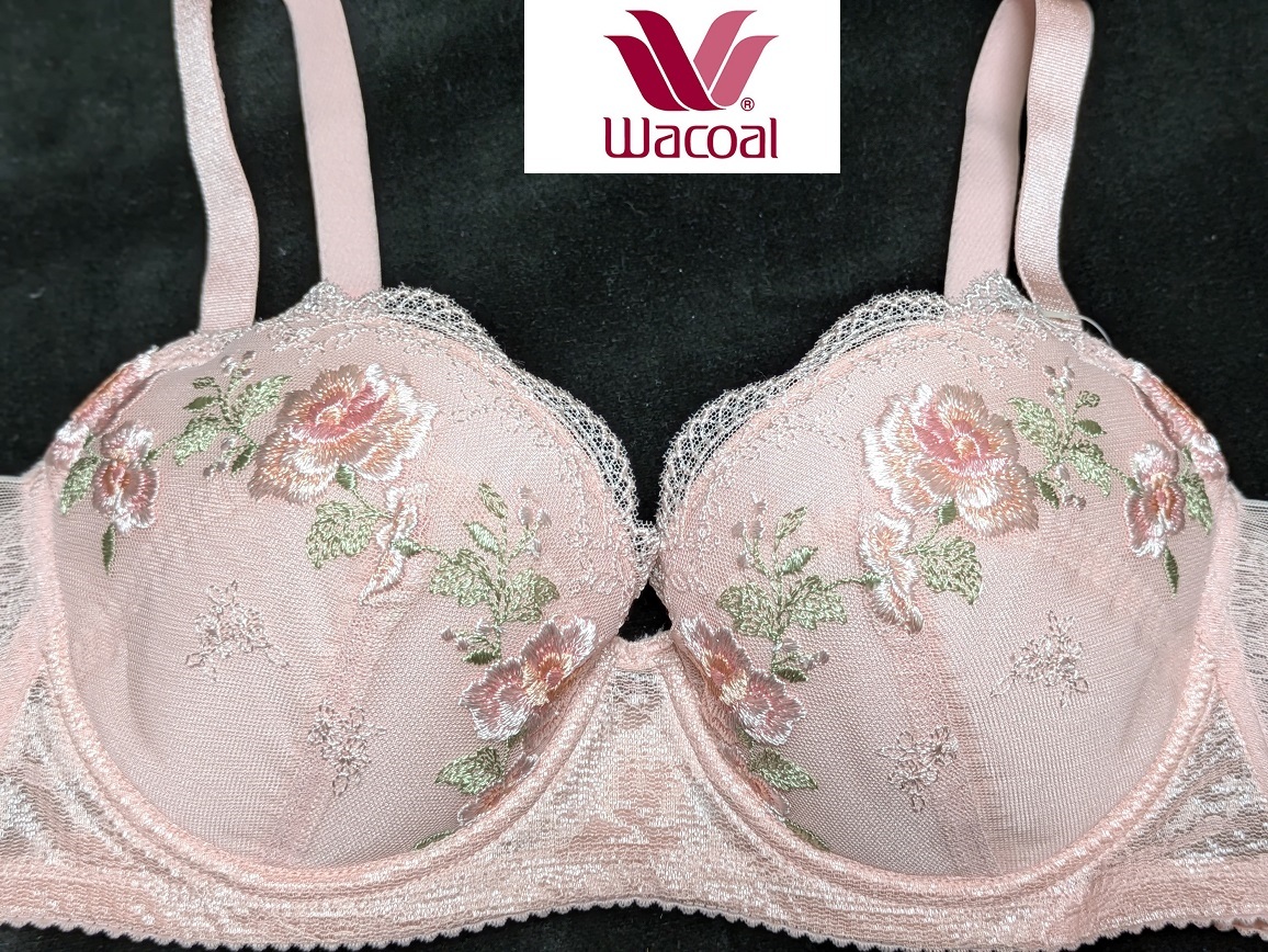 Yahoo!オークション - 新品 訳あり ワコール D70 デコルテメイクブラ B...