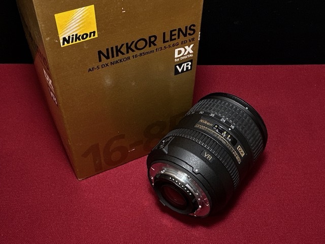 Yahoo!オークション - 25117 NIKON レンズ AF-S DX NIKKOR 16-85mm f3...