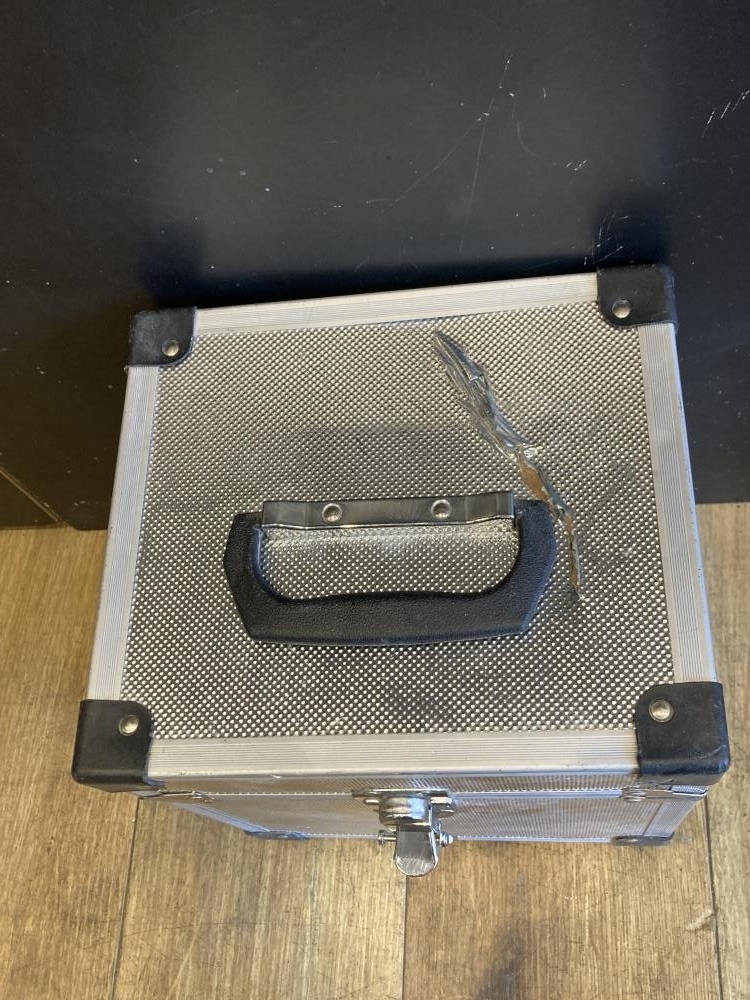 Yahoo!オークション - 019 ジャンク品 SVAROG 5ライングリーンレーザー...