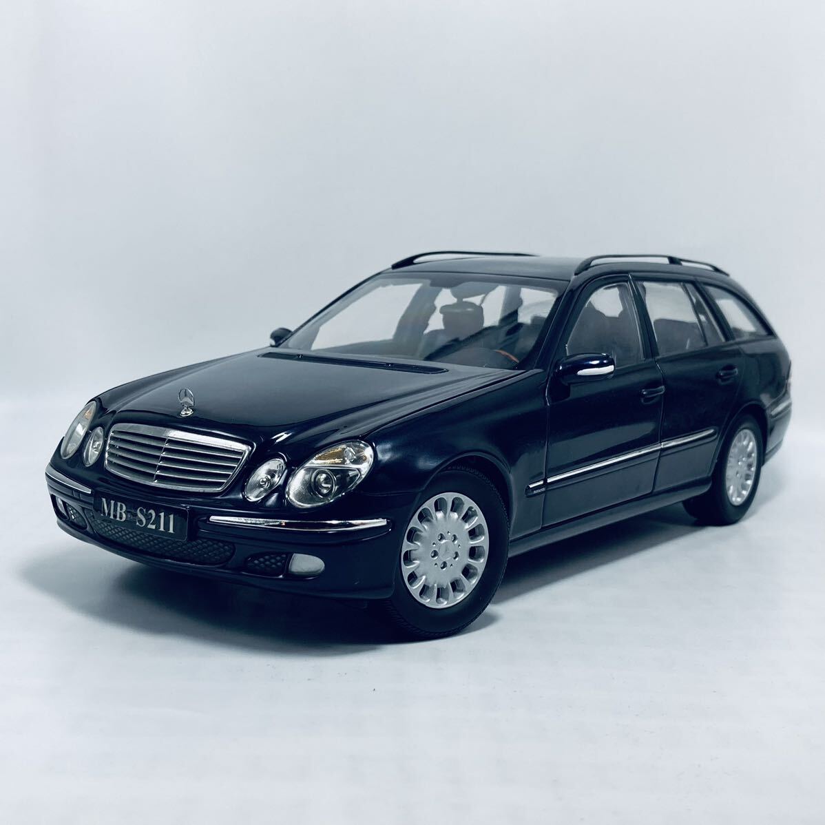 KYOSHO 京商 1/18 S211 MERCEDES BENZ E-Class Wagon BLACK メルセデスベンツ Eクラスワゴン ブラック 外箱無し(乗用車)｜売買された ...