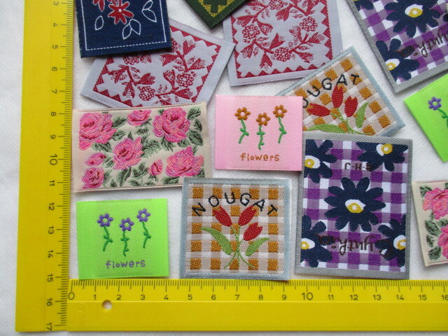 Yahoo!オークション - A30 花刺繍タグ 18個