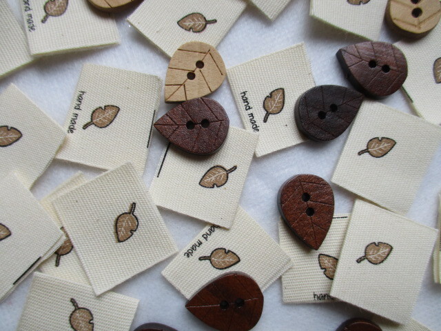 Yahoo!オークション - S17 Leaf ボタン 17個 ＆ コットンprintタグ 38個