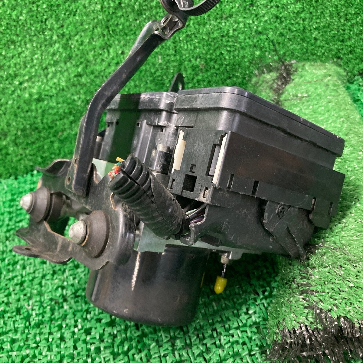 Yahoo!オークション - インサイト L ZE2 ABS アクチュエーター 57110-...