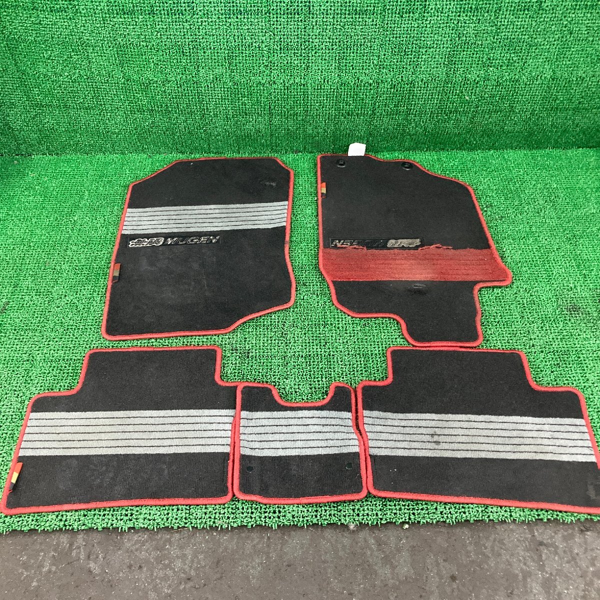 Yahoo!オークション - インサイト ZE2 L 無限 フロアマット 1台分 （W...