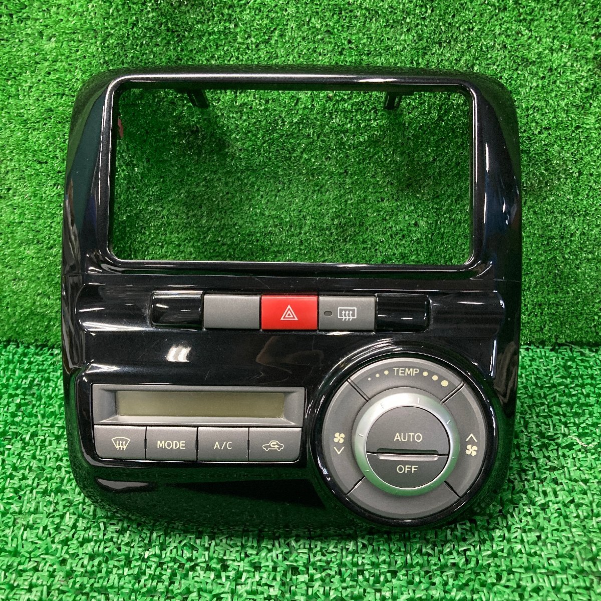 Yahoo!オークション - タント RS L375S オーディオ エアコンスイッチ ...