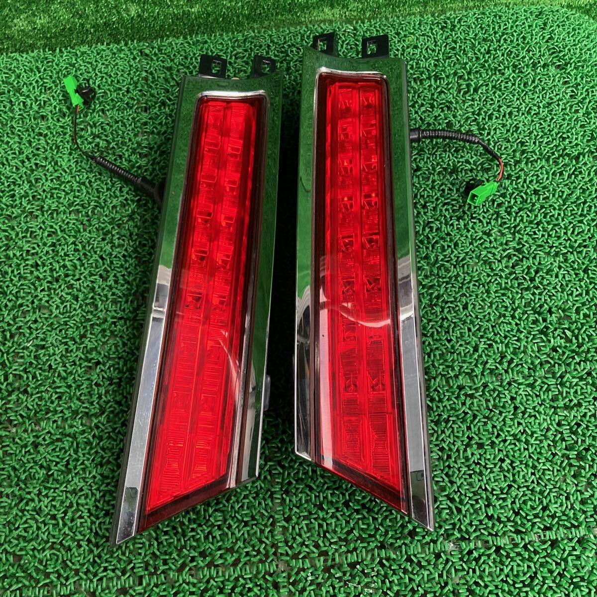 Yahoo!オークション - ホンダ オデッセイL RB1 純正 テールライトガー...