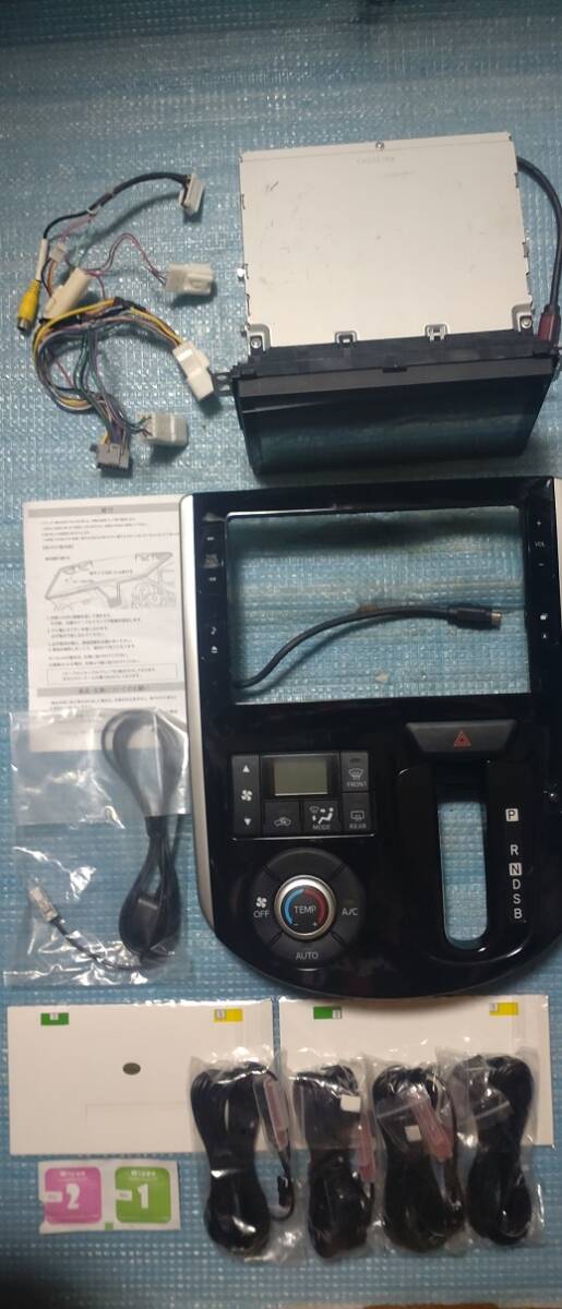 Yahoo!オークション - タントLA600S専用 NSZN-X66D 8インチ カーナビ ...