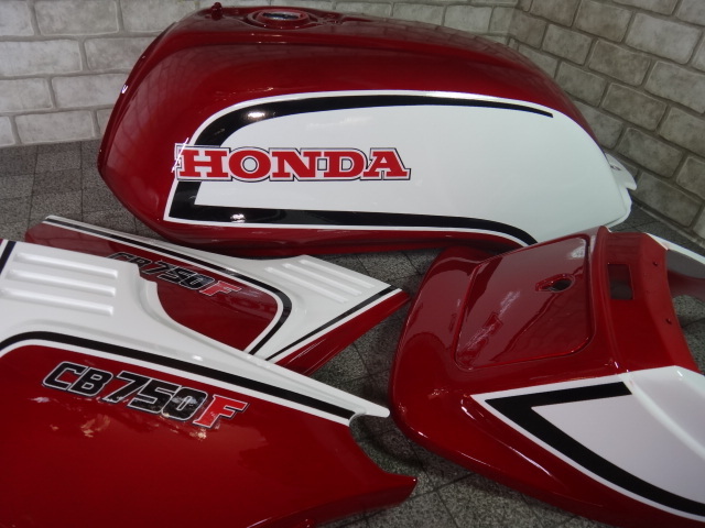 Yahoo!オークション - 【 CB750F RC04】FC キャンディー...