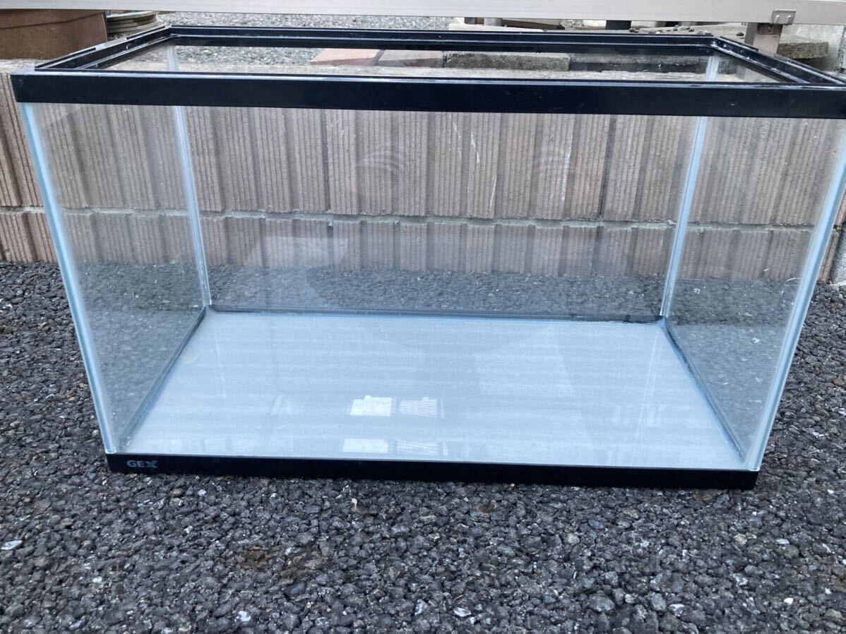 Yahoo!オークション - GEX ガラス水槽 60cm 【 引き取り限定】厚木