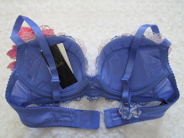 Yahoo!オークション - サルート[ラピュタ]E75＆ショーツM LGワコール76