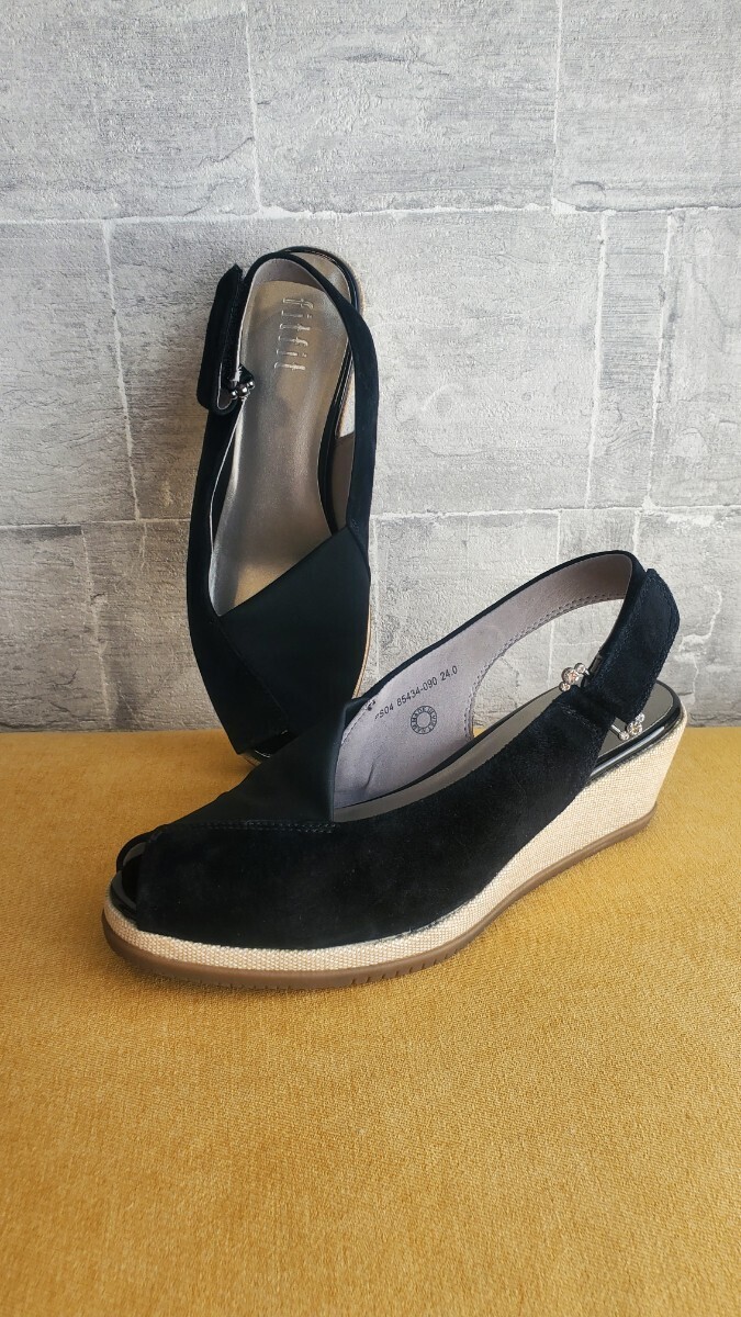 Yahoo!オークション - 【極美品 2024年購入】fitfit 24cm マジックテー...