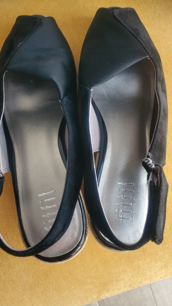 Yahoo!オークション - 【極美品 2024年購入】fitfit 24cm マジックテー...