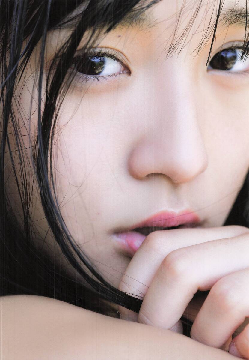 Yahoo!オークション - 【厚手ラミネート加工】浅川梨奈 17歳 女子高生 ...