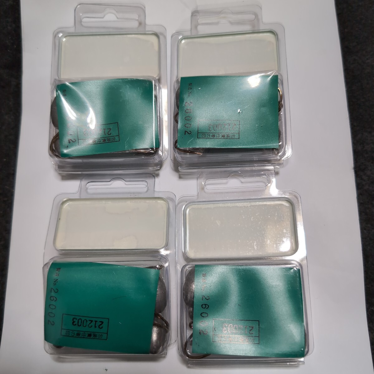 Yahoo!オークション - 新品 がまかつ フットボール23 #5/0 18g 4パッ...