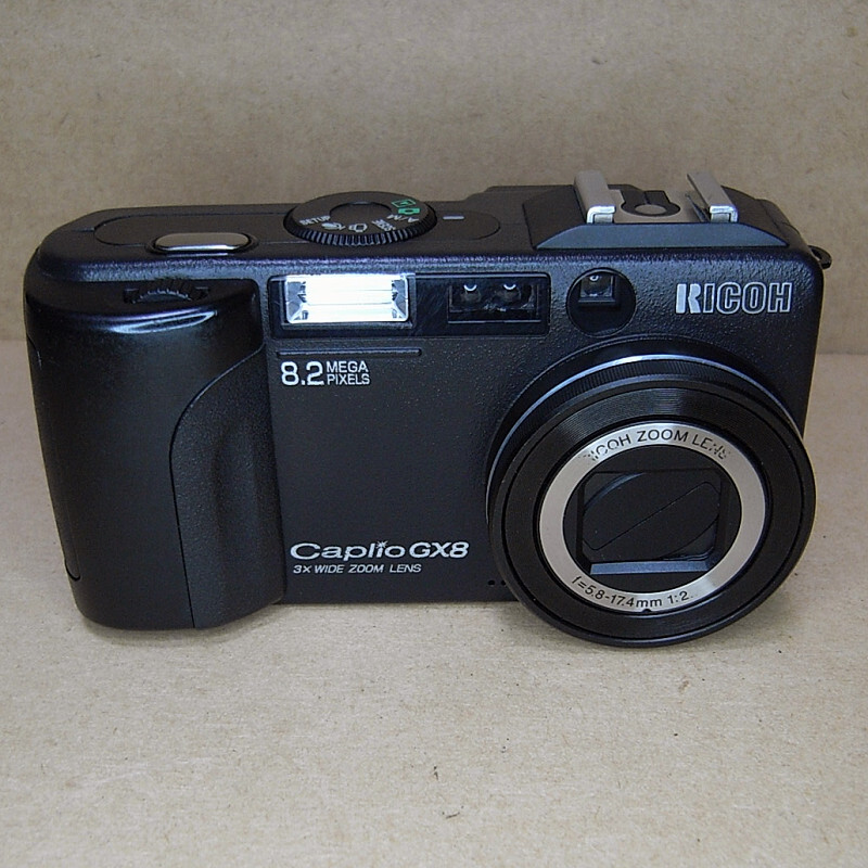 Yahoo!オークション - 【RICOH】Caplio GX8【824万画素】