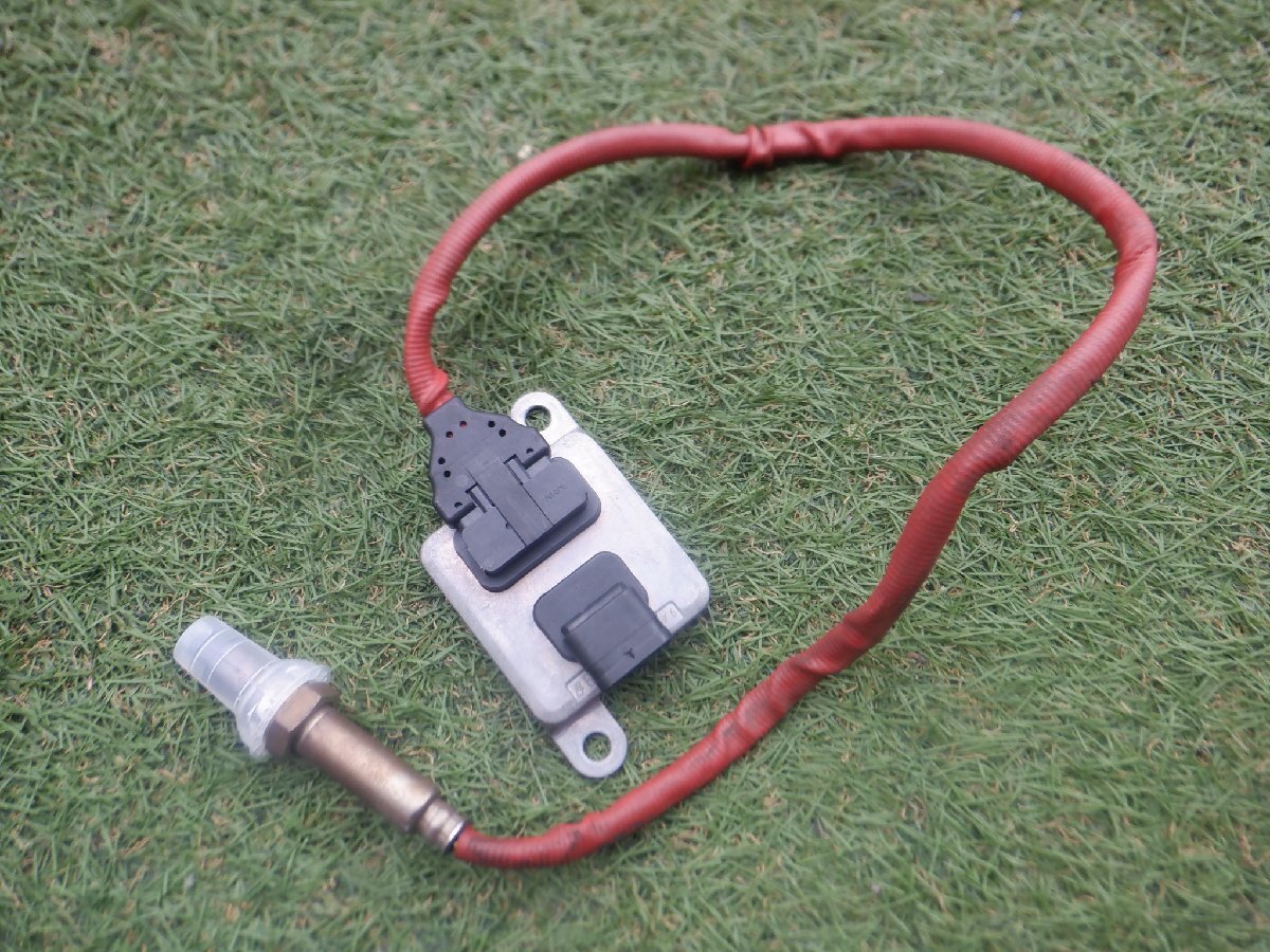 ベンツ純正 窒素酸化物センサー NOXセンサー A0009056204 166 MLクラス R172 SLKクラス W251 Rクラス W205 Cクラス W213 Eクラス(マフラー本体 ...