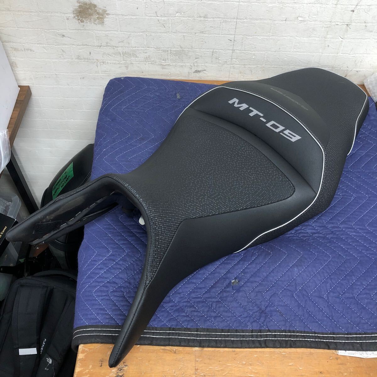 Yahoo!オークション - MT-09 RN34J-006〜 外し シート