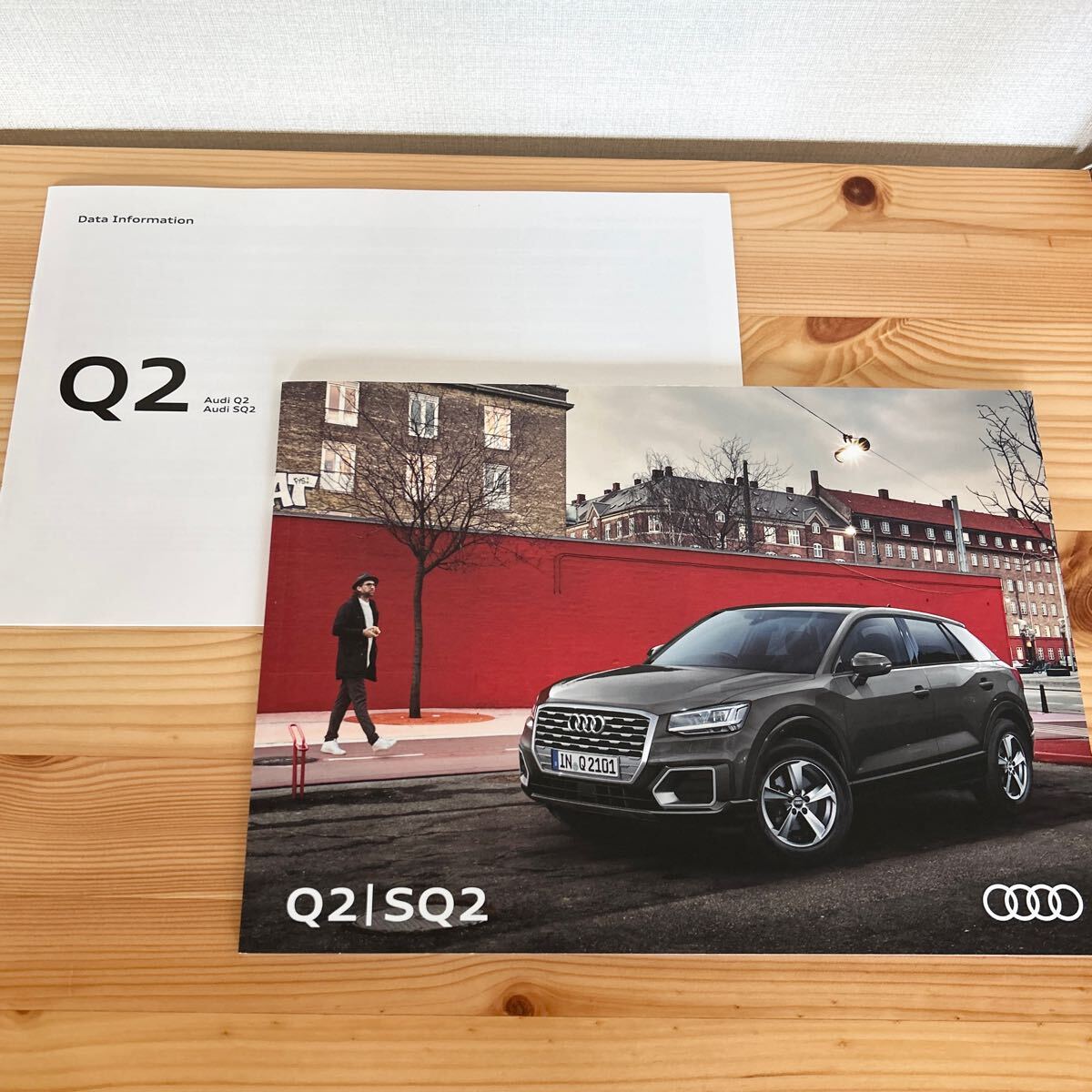 Yahoo!オークション - 【美品】アウディ Q2・SQ2 カタログ（データイン...