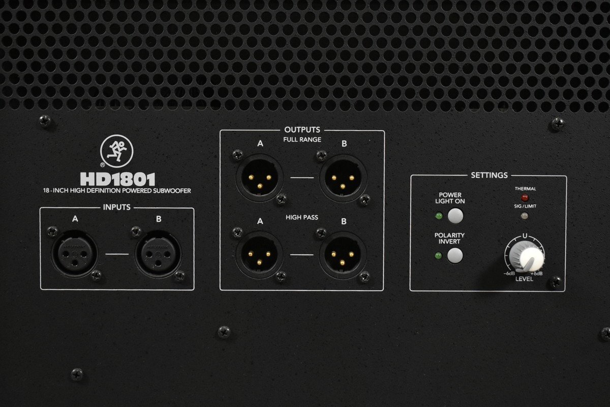 Yahoo!オークション - MACKIE マッキー HD1801 パワードPAスピーカー ...