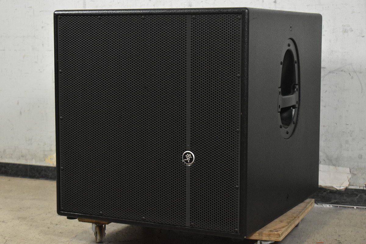 Yahoo!オークション - MACKIE マッキー HD1801 パワードPAスピーカー ...