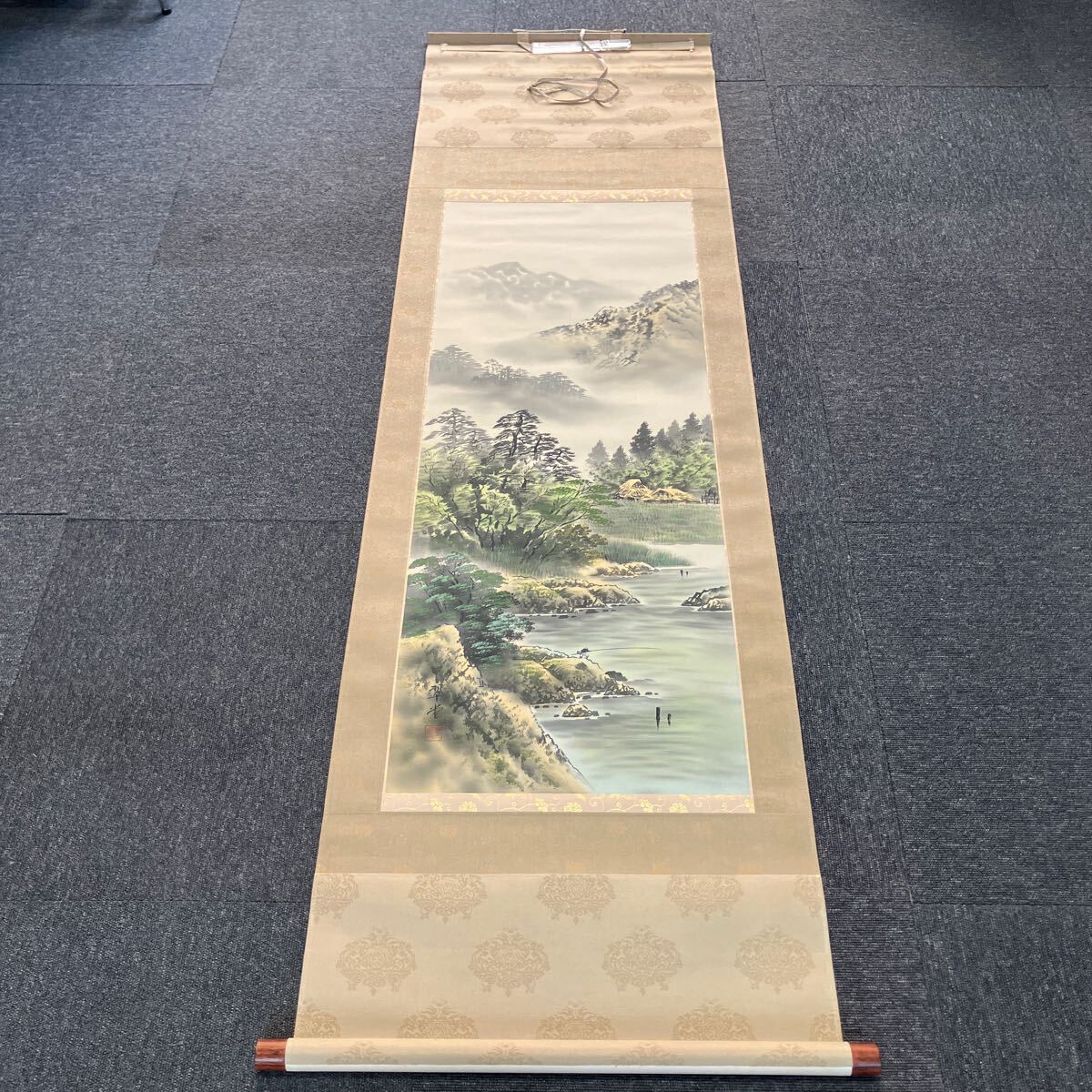 Yahoo!オークション - 【模写】掛軸 翠堂 絹本 箱無 同梱可能 No.2474