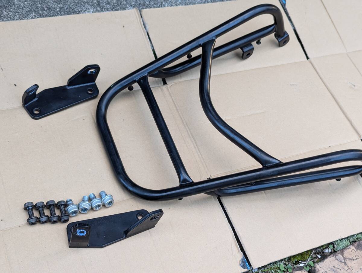 Yahoo!オークション - DUCATI スクランブラー用 リアキャリア キズキ ...