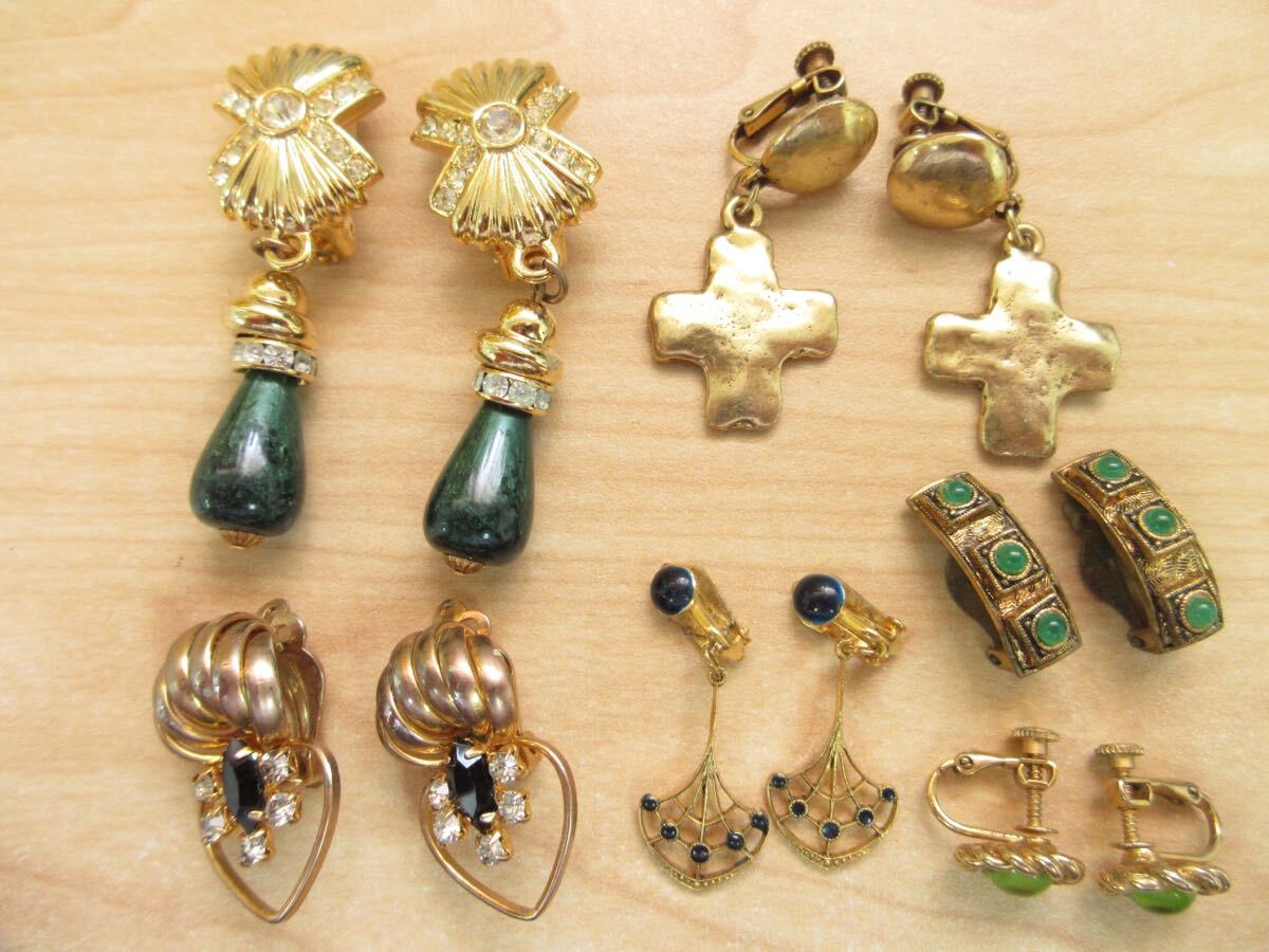 Yahoo!オークション - 【C84】ヴィンテージ ビンテージ イヤリング 両...