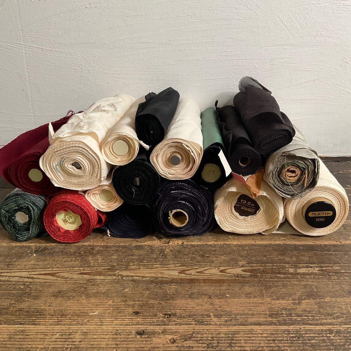 Yahoo!オークション - H09/反物 色々 まとめて 着物 はぎれ 和装 生地 ...