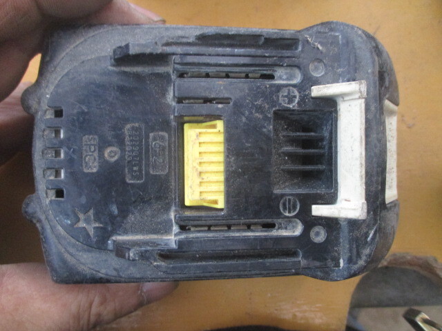 Yahoo!オークション - k3539 マキタ BL1860B 18V