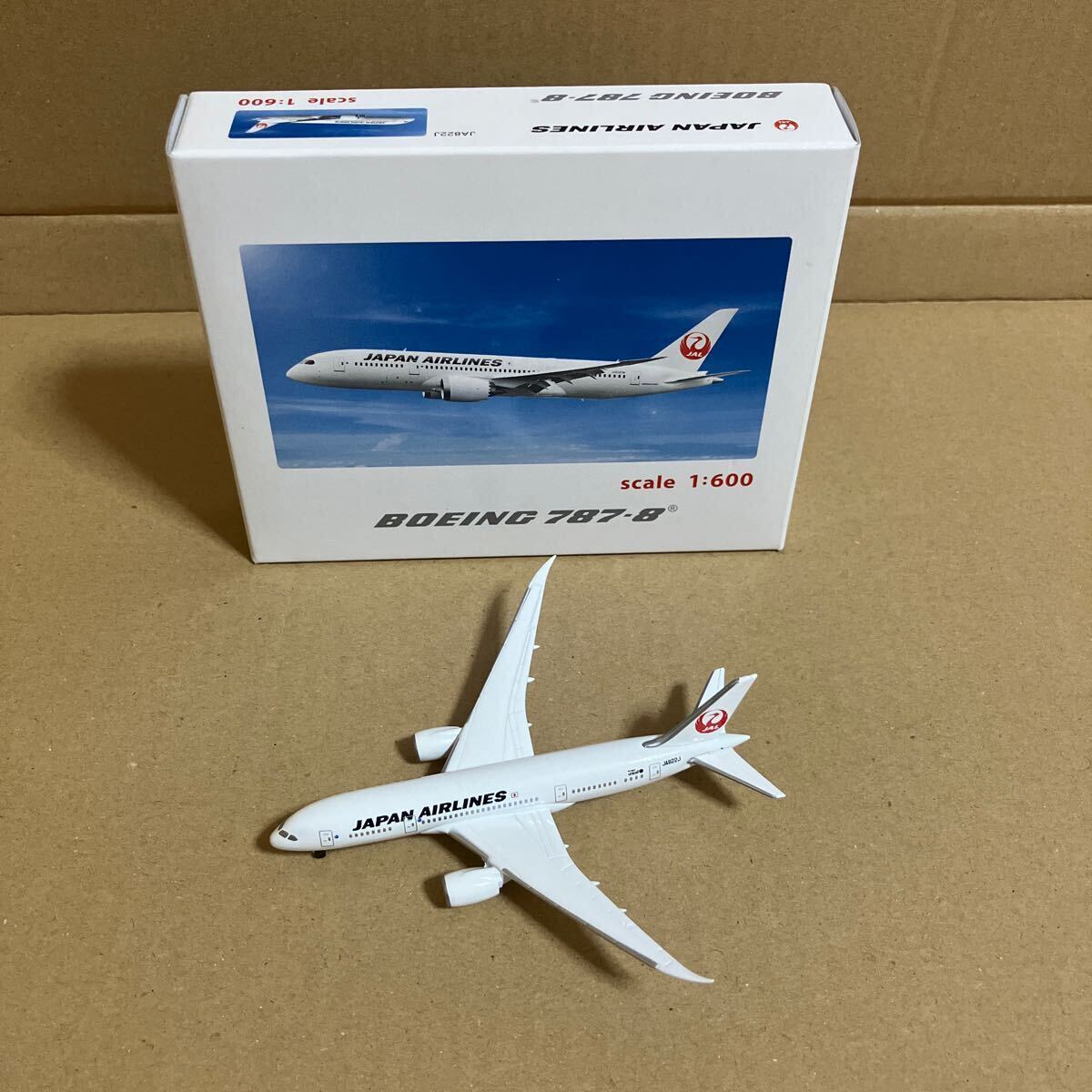 Yahoo!オークション - JALUX企画品 schuco 1/600 JAL B787-8 JA822J ...