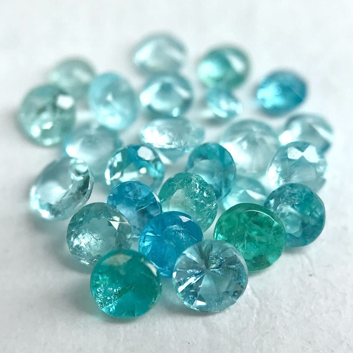 Yahoo!オークション - 希少石 (天然パライバトルマリンおまとめ0.5ct)s...