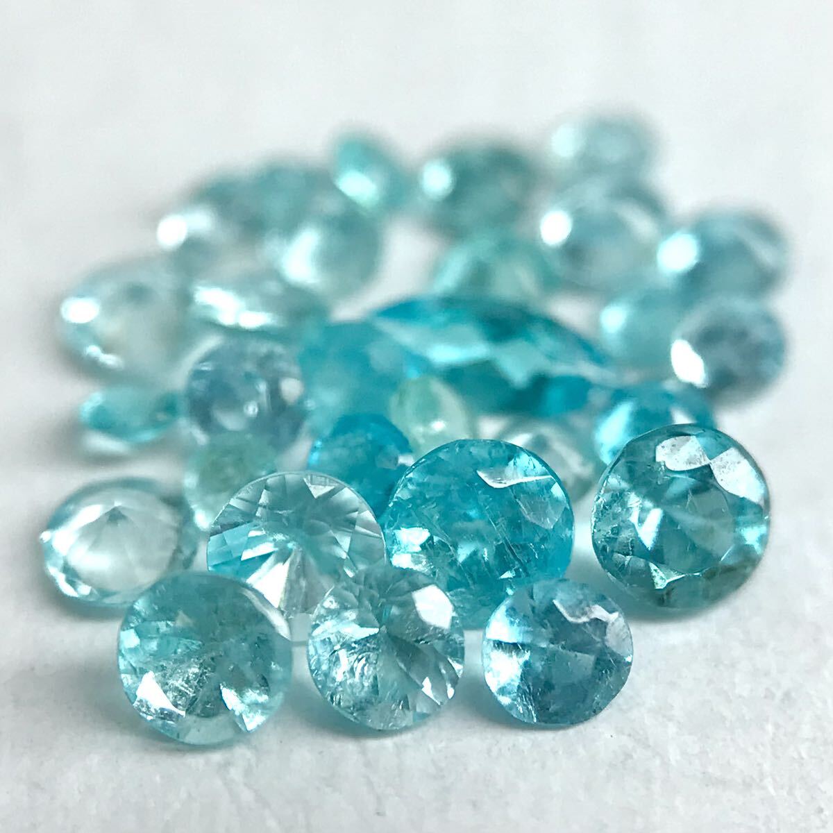 Yahoo!オークション - 希少石 (天然パライバトルマリンおまとめ0.5ct)o...