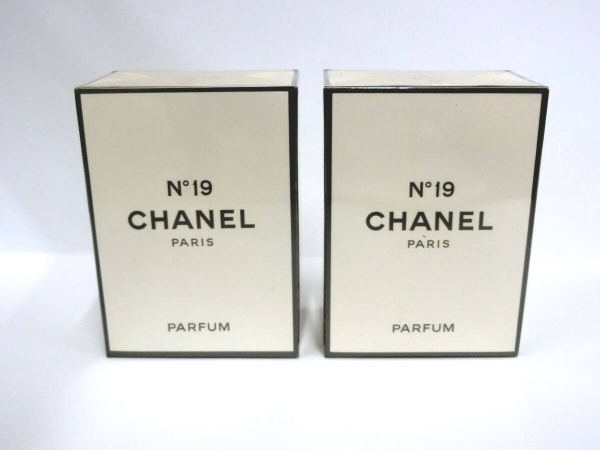 Yahoo!オークション - 38756 2箱セット 未開封 シャネル No19 パルファ...