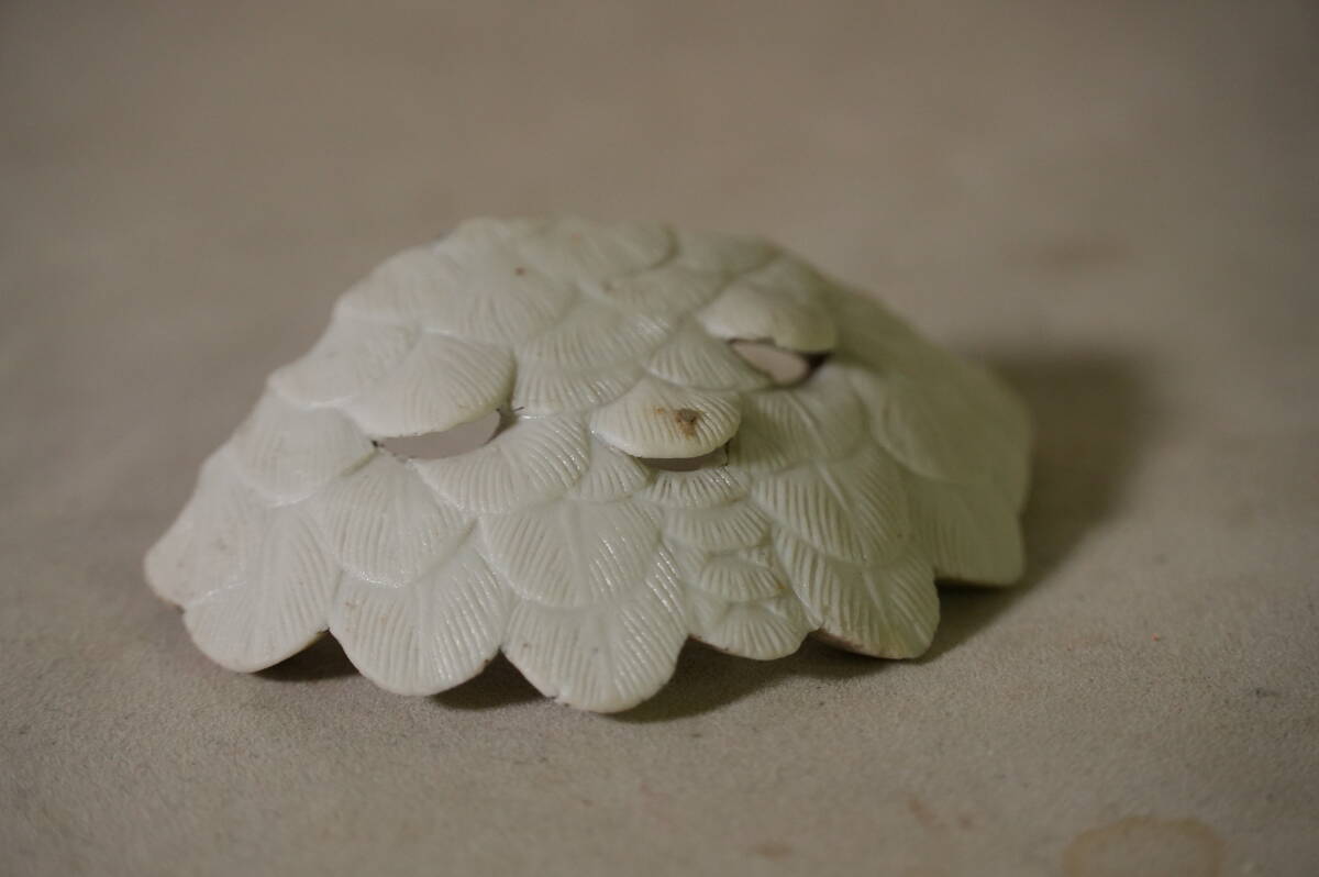 Yahoo!オークション - T576 鍋島焼 白磁鶉香炉 箱付き 香炉 香道具...