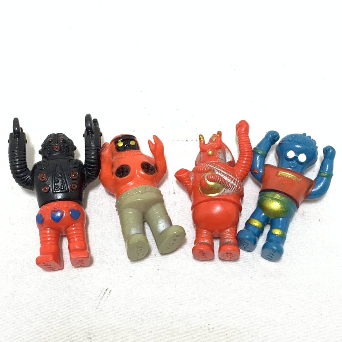 Yahoo!オークション - ポピー ミニ ソフビ がんばれロボコンまとめ① ...