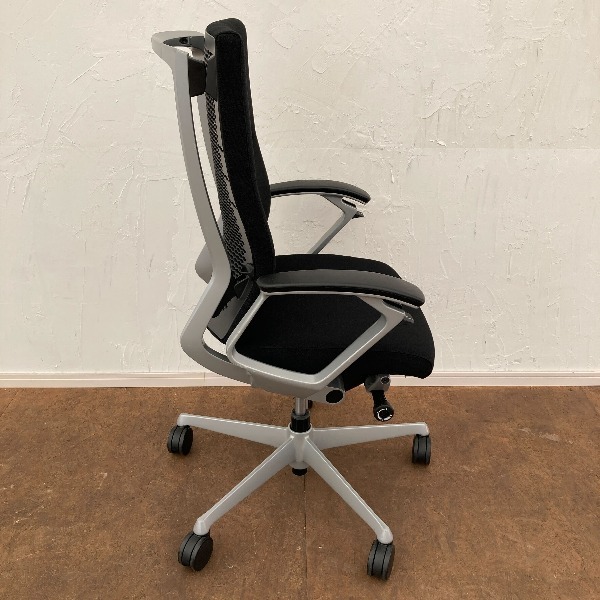 Yahoo!オークション - 中古 OKAMURA オカムラ オフィスチェア 肘あり ...