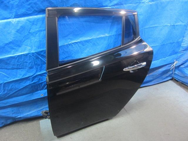 Yahoo!オークション - リーフ ZAA-AZE0 左リアドア KH3 H210A-3NAMA
