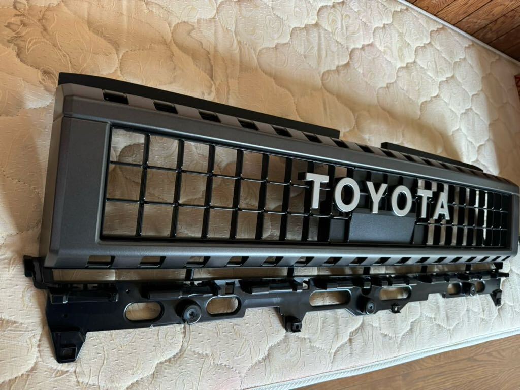 Yahoo!オークション - 新品 ランドクルーザー250ZX純正フロントグリル ...