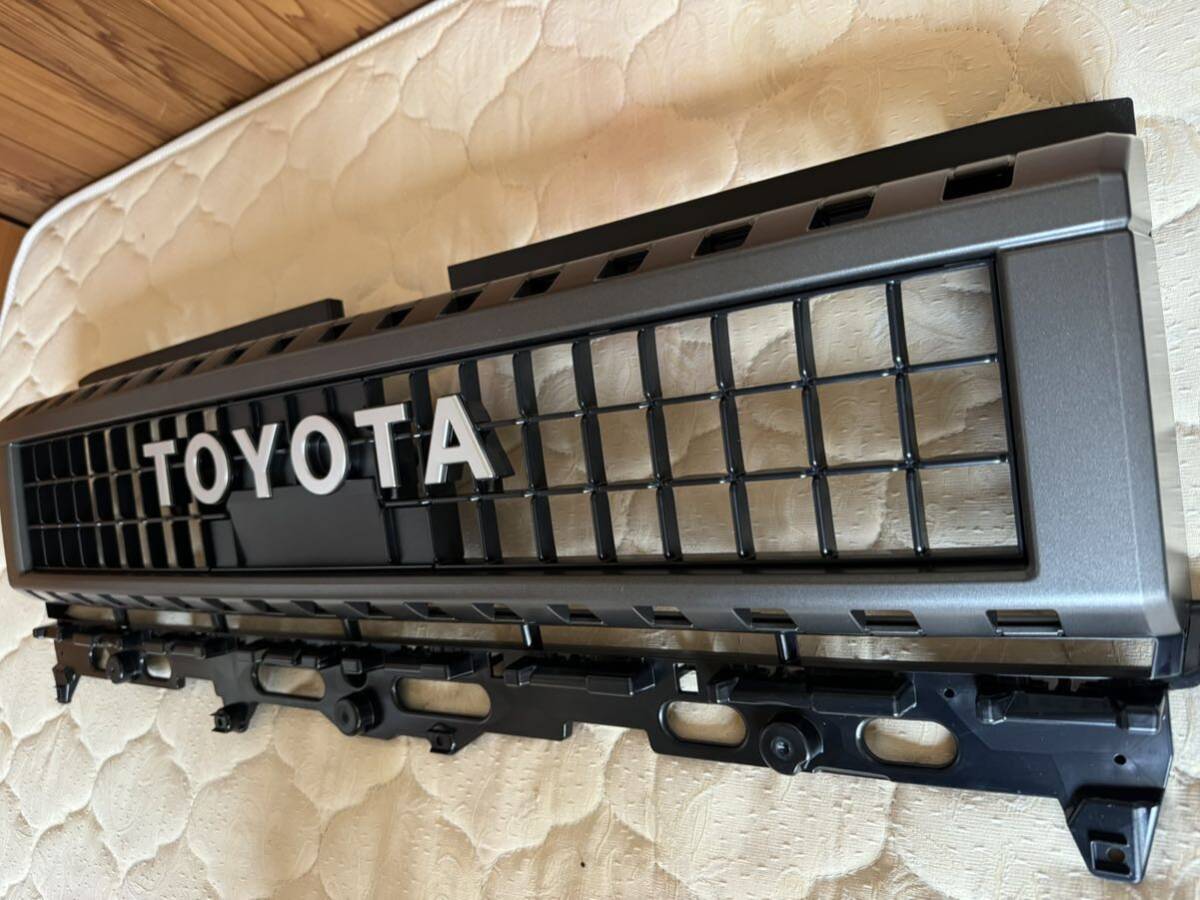 Yahoo!オークション - 新品 ランドクルーザー250ZX純正フロントグリル ...