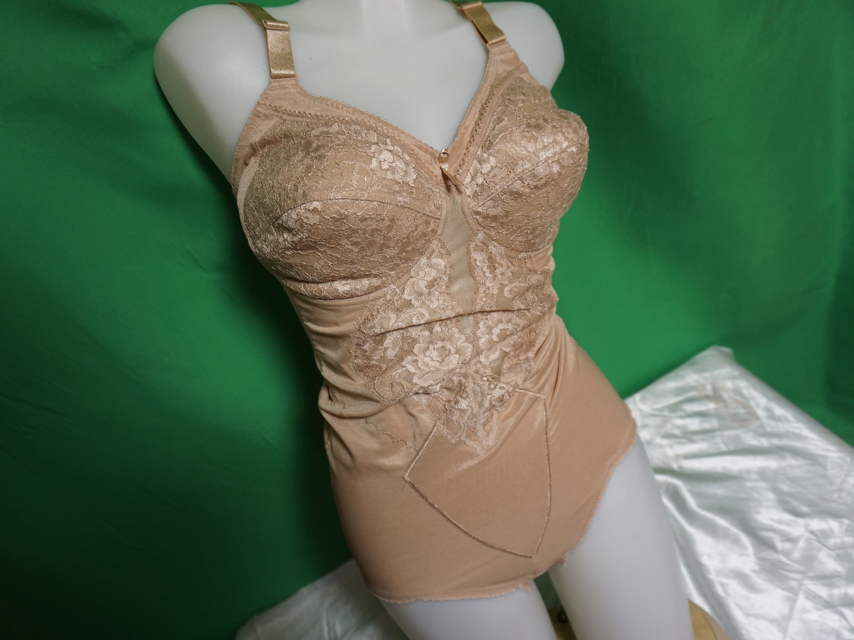 Yahoo!オークション - 4346 9月特選 ワコール ARA183ボディスーツD80L...