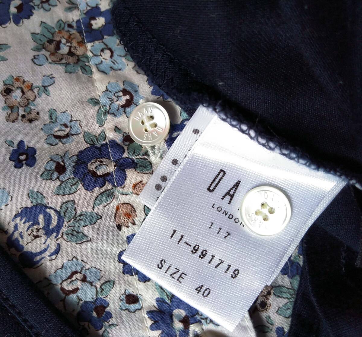 Yahoo!オークション - DAKS ダックス ロゴ入ドッキング 花柄シャツ＋七...