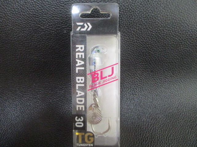 Yahoo!オークション - (F8.7) ダイワ リアルブレードTG30G ゼブラグロ...