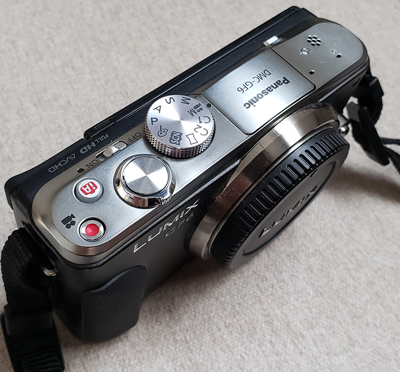 Yahoo!オークション - Panasonic Lumix DMC - GF6 Body