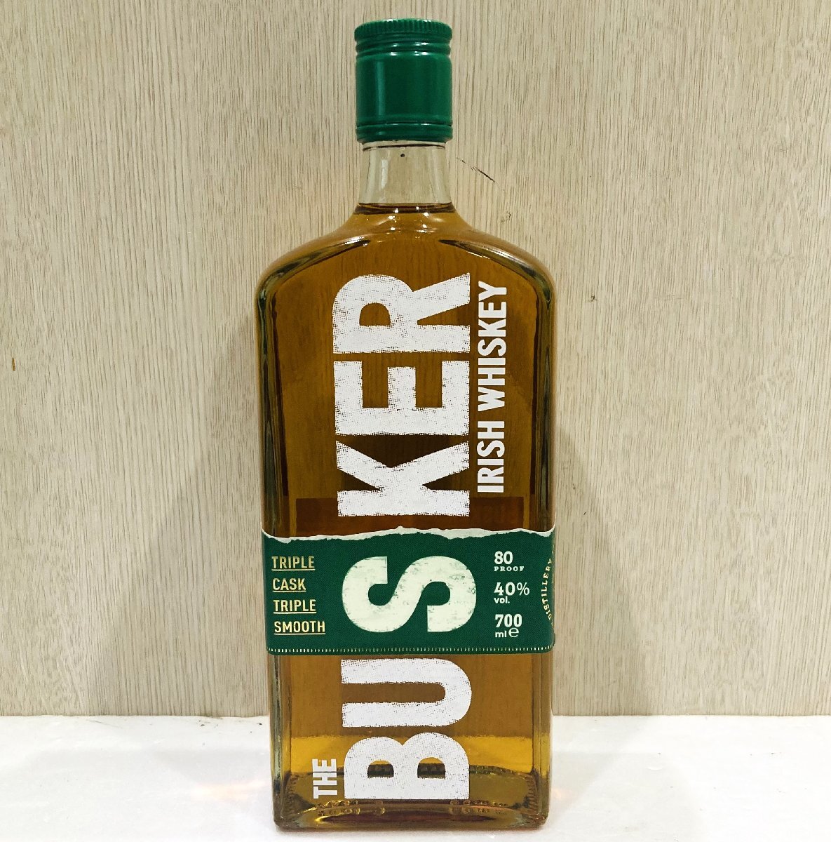 Yahoo!オークション - 【80】1円～ BUSKER IRISH WHISKEY バスカー ア...