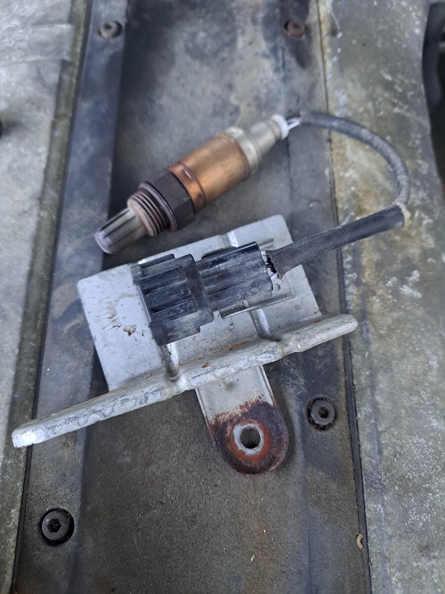 Yahoo!オークション - RB20 RB25 DET O2センサー 純正 実働外し 動作確...