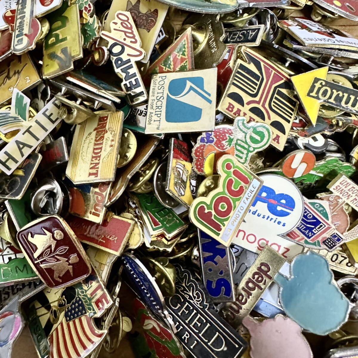 Yahoo!オークション - R402 100個 フランス ピンバッジ フランス雑貨 ...