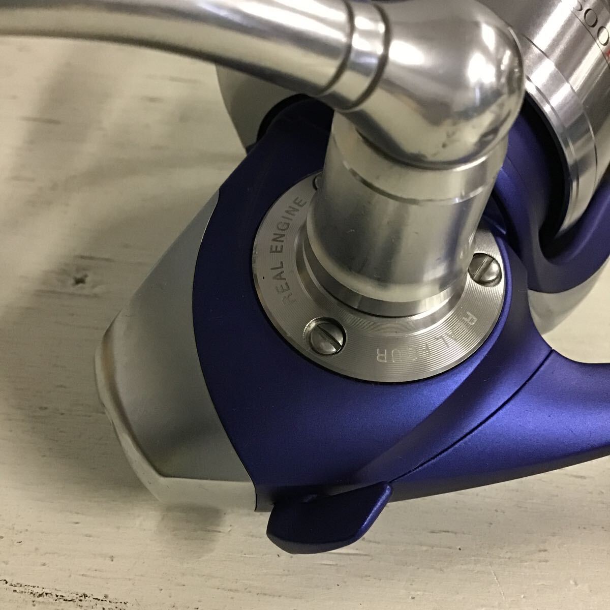 Yahoo!オークション - 73 中古品 Daiwa ダイワ 06セルテート2500R カス...