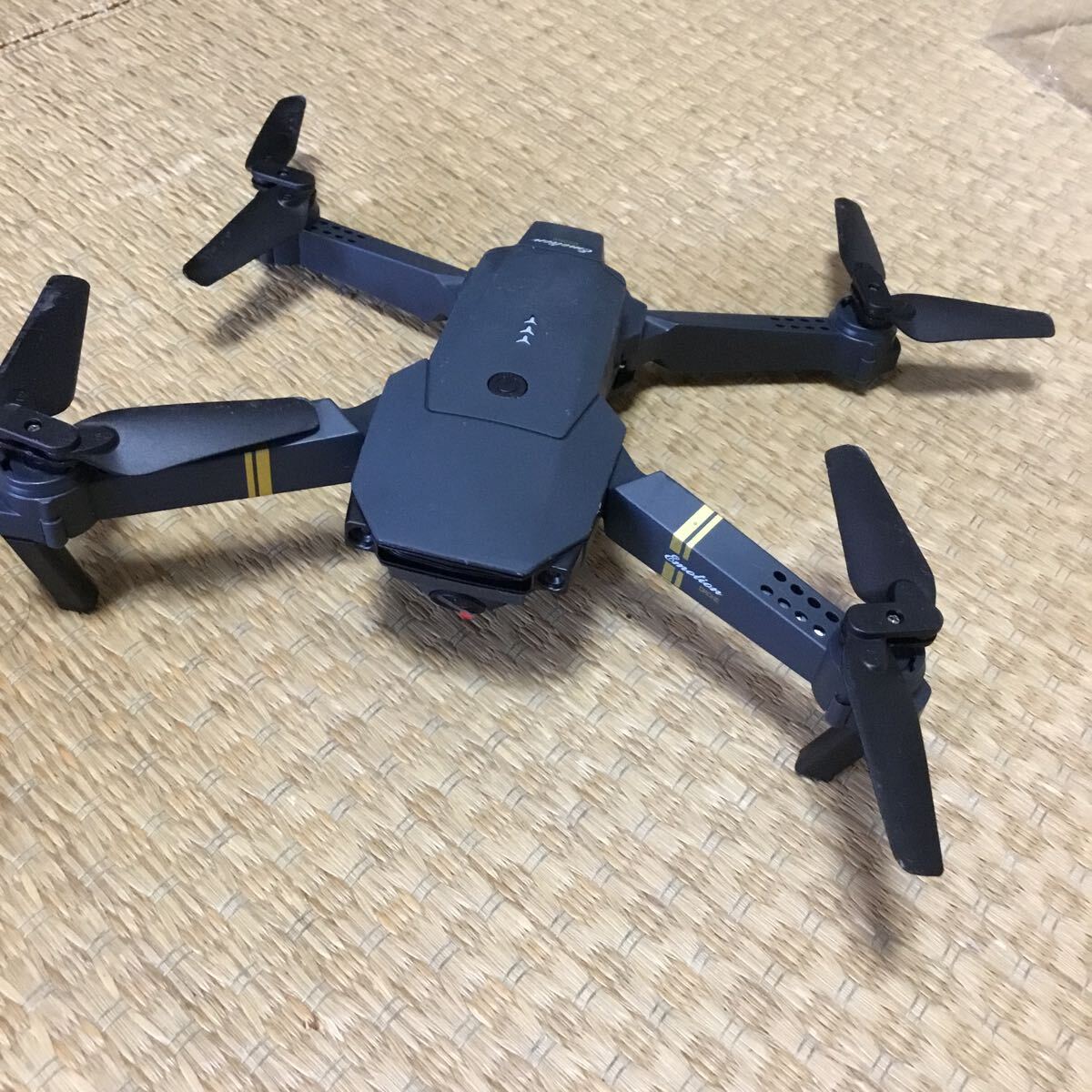 Yahoo!オークション - ドローン E58コピー機らしいです